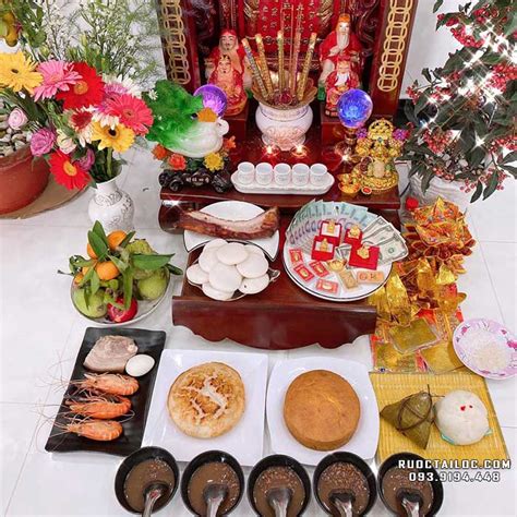 Lễ Vật Cúng Ông Địa Thần Tài Vào Ngày 10 Âm Lịch Hàng Tháng Gồm Những