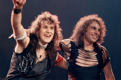 The Nasty Feud Between Ronnie James Dio And Def Leppards Vivian Campbell
