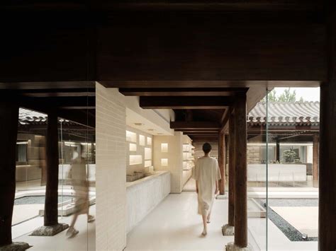 Tosummer Store Design Merges The Past And Present Of Beijing Project