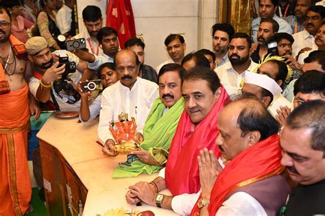 In Photos Maharashtra Dy Cm Ajit Pawar Visits Siddhivinayak Temple