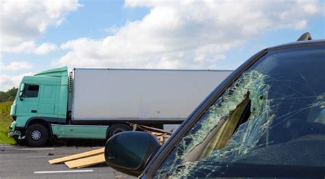 Los Angeles Truck Accident Lawyer Free Consultations