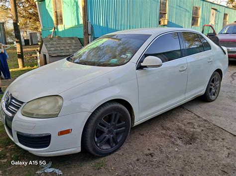 2006 Volkswagen Jetta · 14t R Line Sedan 4d Cars And Trucks