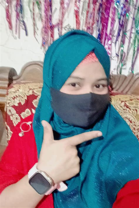 পিক যেমনি হোক আপলোড হওয়া মিস নাই 🤣🤣🤣 Jannatul Ferdaus Facebook