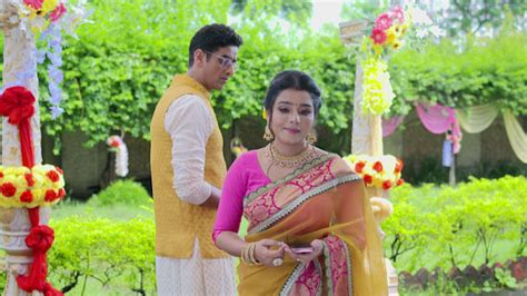 Watch Tomader Rani Full Episode 18 Online In Hd On Hotstar Us