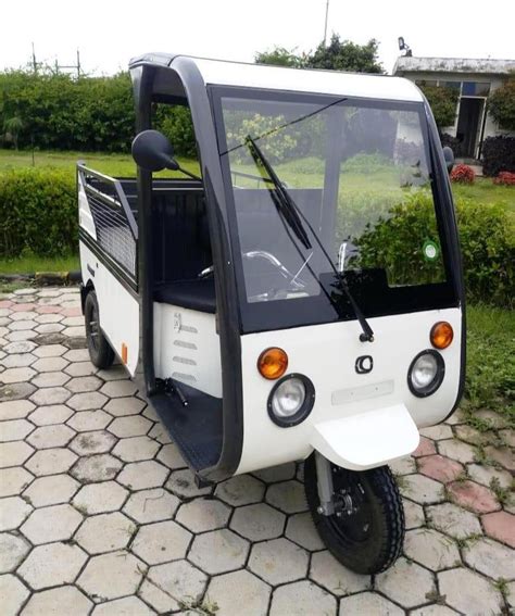 Battery Operated Electric Rickshaw Loader At Rs 220000 Rani Bagh Main