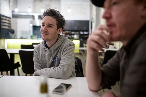 Interjú A Halott Pénz Tagjaival