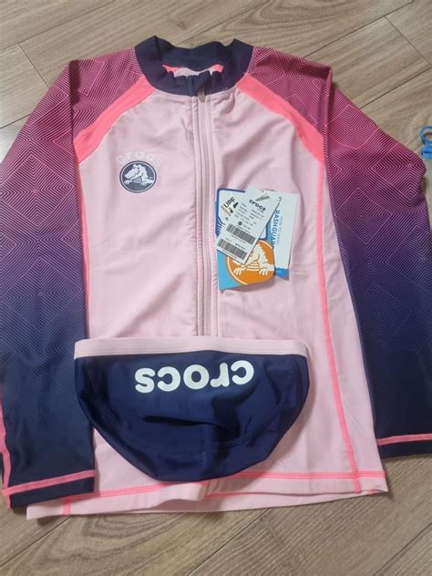 아동 키즈 래쉬가드 수영복 크록스 140사이즈 상의 모자 헬로마켓