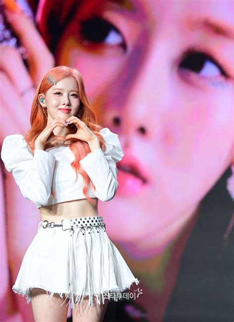 포토 시은 상큼하게 하트 스타투데이