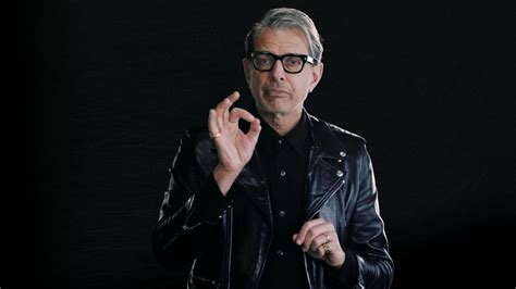Jurassic Park Jeff Goldblum Risponde Ad Un Quiz Sul Film Come Farebbe