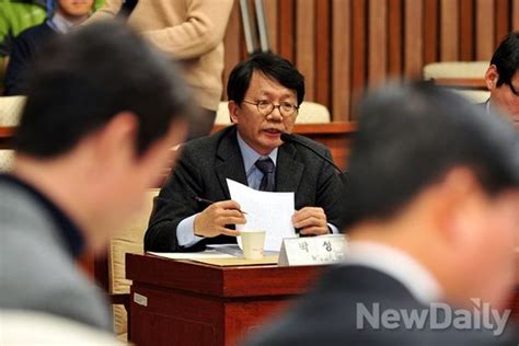 포토 공청회에서 발언하는 뉴데일리 박성현 주필 Save Internet 뉴데일리