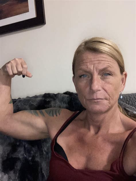 Self Taught Started At 152 Lbs Not A Muscle In Sight In 2 21 Stoked