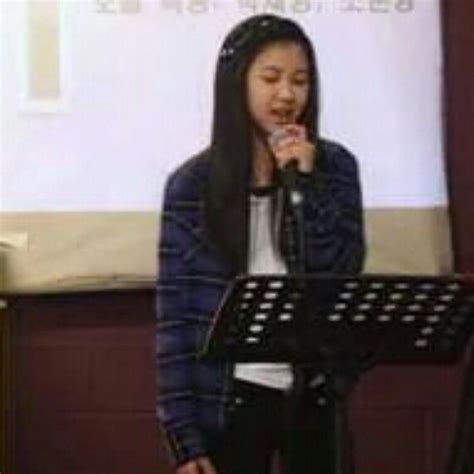 Blackpink Rosé Pre Debut When You Look Me In The Eyes Blackpink Rose