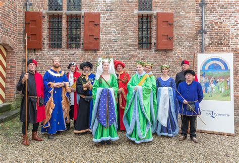 Hoog Bezoek Op Kasteel Hernen Hoe Leefde En Werkte Men Rond 1400 Wijchens Nieuws