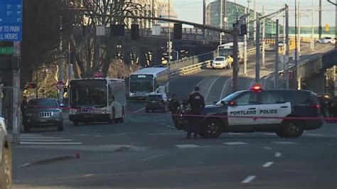 Man In Custody After Barricading Himself In Trimet Bus After Firing
