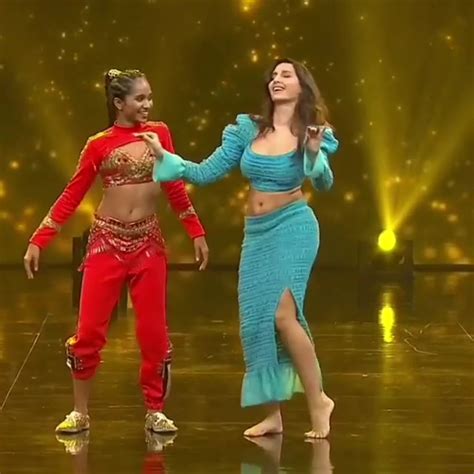 Nora Fatehis Belly Dance Nora Fatehi S Sizzling Belly Dance Has