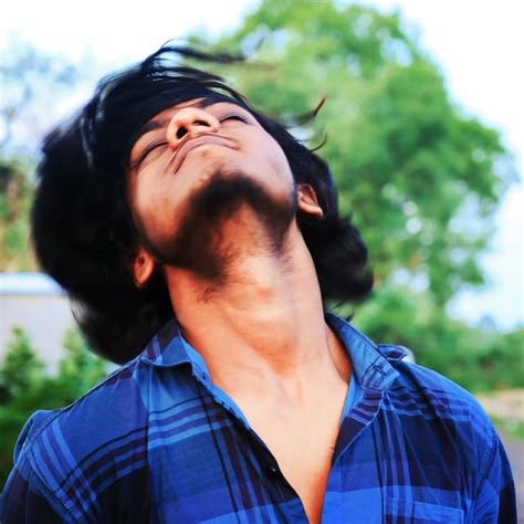 Sumit Kumar Sumit The Devil • Threads Say More