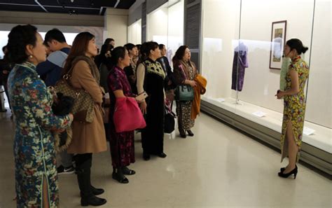 “百人旗袍情 百年旗袍展”活动在河南博物院举办 河南博物院