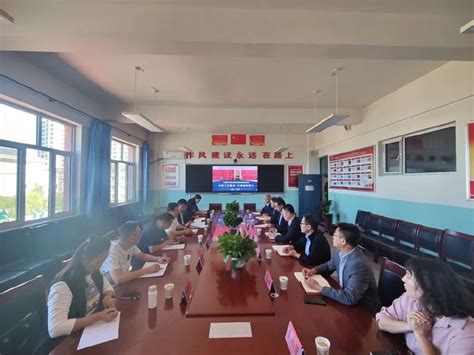 包头市青山区北重五中——调研指导促发展，殷切关怀暖人心