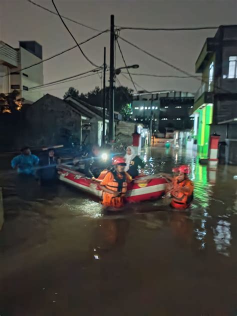 Hujan Lebat Banjir Rendam Perumahan Dua Kecamatan Di Tangsel Kabar6