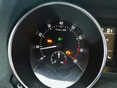 EPC, датчик положения коленвала — Skoda Yeti, 1,8 л, 2011 года ...