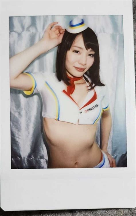 Yahooオークション 鈴村あいり イベント 特典 チェキ サインなし D