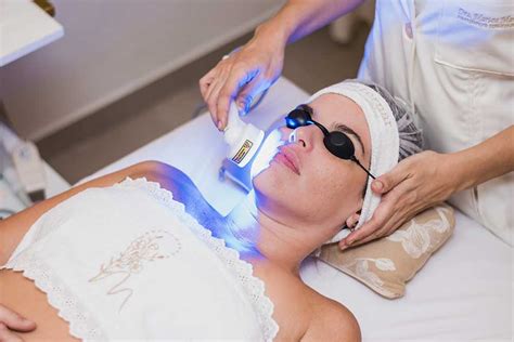 Limpeza de Pele Biofotônica Maternar