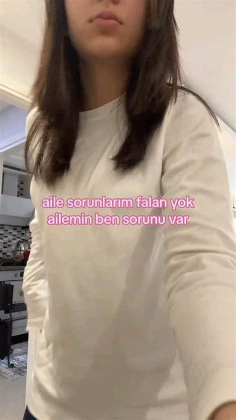 Sevimeylülnisa Coşgun adlı kullanıcının Şarkılar panosundaki Pin