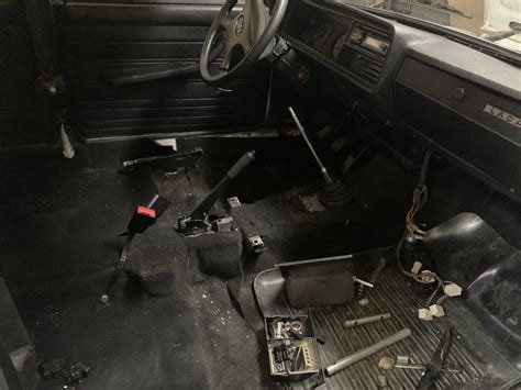 Замена ковролина — Lada 2107 1 6 л 2005 года тюнинг Drive2