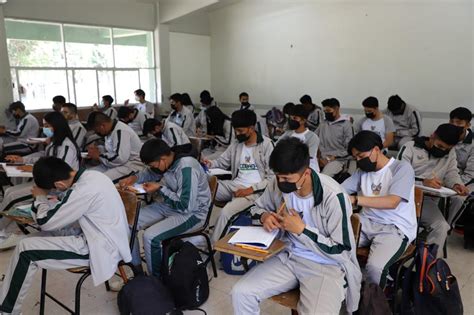 Regresan A Clases 33 Mil Alumnos De Bachilleres News Hidalgo