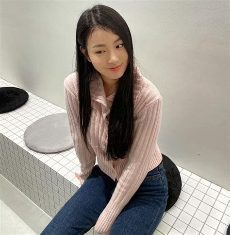 피프티 피프티 아란 객관적으로 이쁜가요  Mlbpark