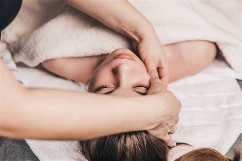 Facial Massage Techniques And Benefits — Spa Theory