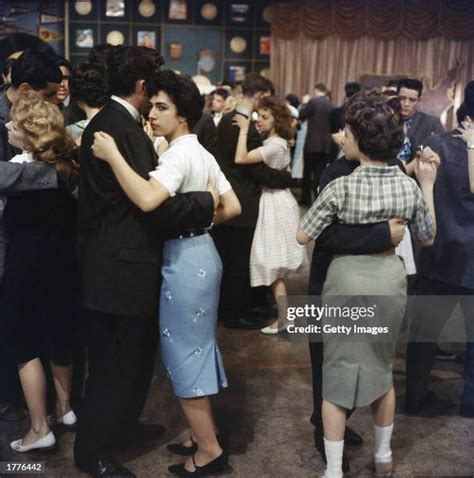6 087 American Bandstand Photos And High Res Pictures Getty Images