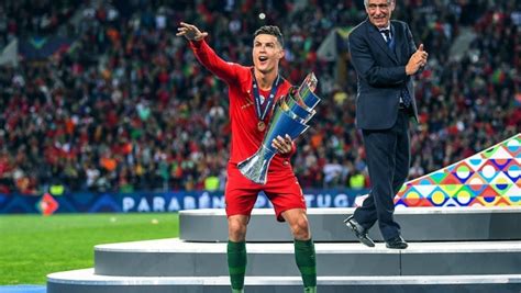 رونالدو يسعى لكتابة التاريخ اليوم خلال مباراة منتخب البرتغال وغانا بكأس