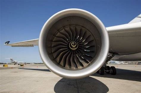 国泰停飞部分空客a350航机 因发现引擎零部件故障罗尔斯·罗伊斯国泰航空喷气式飞机