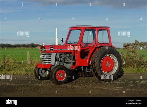 Massey Ferguson MF188 tractor Stock Photo - Alamy