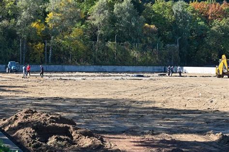 Вижте как изграждат терен 3 на базата на ЦСКА в Панчарево Видео
