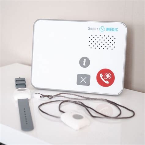 Smartsafe Home™ Medical Alert System With Fall Detection Securmedic Canada