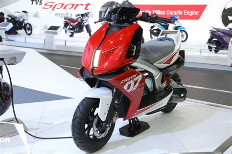 Tvs Motor Company Showcases Creon Zeppelin And Apache Rtr 200 Fi