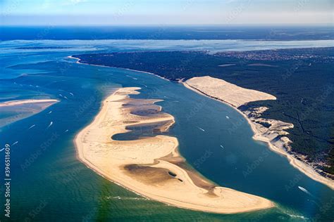 Bassin D Arcachon Dune Du Pilat Cap Ferret Stock Photo Adobe Stock