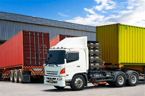 4 Perbedaan Tronton Trintin Trinton Jangan Salah Tipe Halo Auto Indo