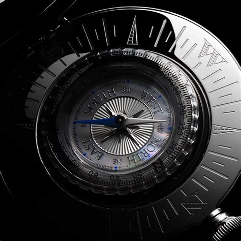 Grand Voyager Compass Stainless Detail Dalvey