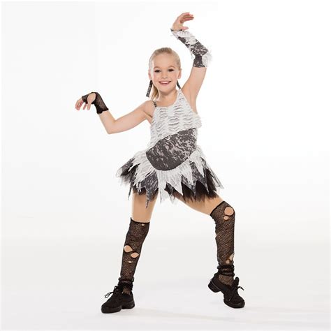 Pin On Costumes I Like Or Have