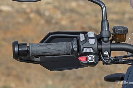 Probamos la Triumph Tiger Rally Pro una gran felina con hambre de viaje cómoda y muy equipada