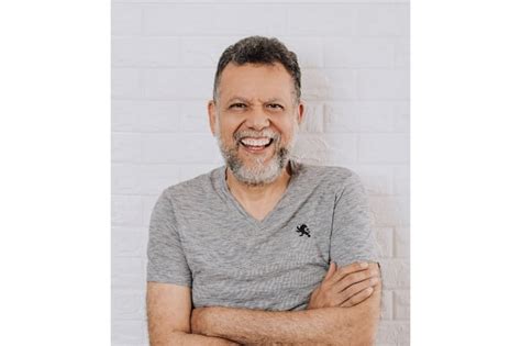 Foto ¡muy Enamorado Alberto Linero Presenta A Su Novia En Redes Sociales