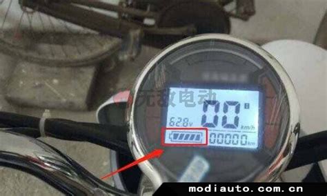 电动车显示屏一闪一闪怎么回事啊？电动车显示屏一闪一闪无法开 无敌电动
