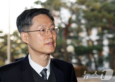 헌재 한덕수 탄핵사건 회부…재판관 조속히 완성해야 2보