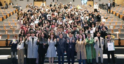 청년들 만난 김동연 더 많은 기회 도전 많이 하길