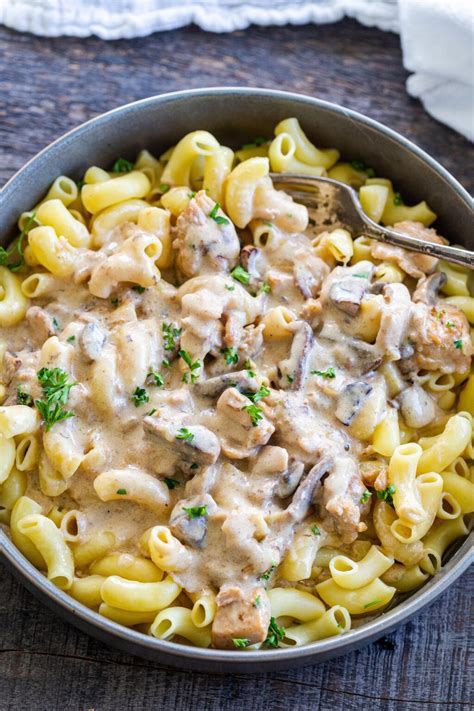 Chicken Mushroom Gravy Under Minutes Momsdish