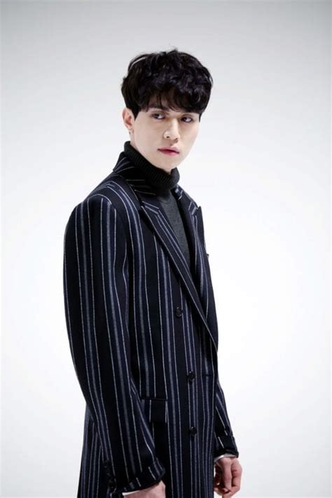 Lee Dongwook Profile And Facts Updated