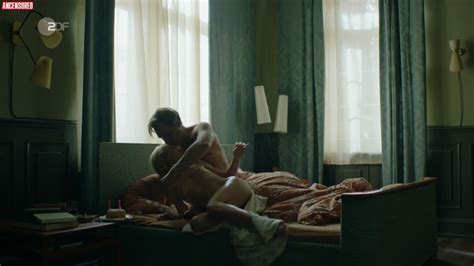 Naked Friederike Ott In Bella Germania